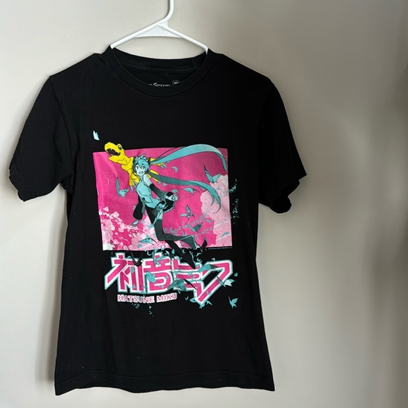 Hot Topic | Tops | Hatsune Miku Tee Anime | Poshmark
